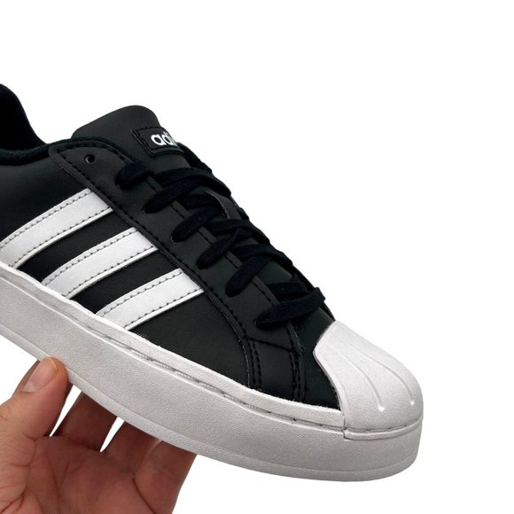 adidas | Shoes | Adidas Streetcheck Youth Boys Girls Sneaker Size 4 ...